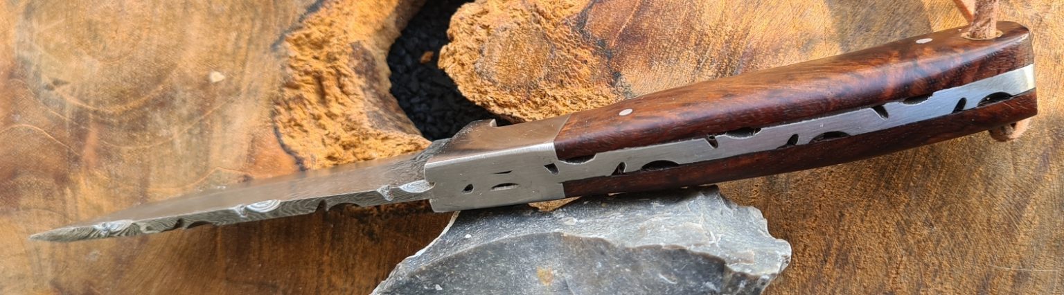 Damast stalen mes 280 lagen met drop point lemmet met schede (Nr4) – W ...